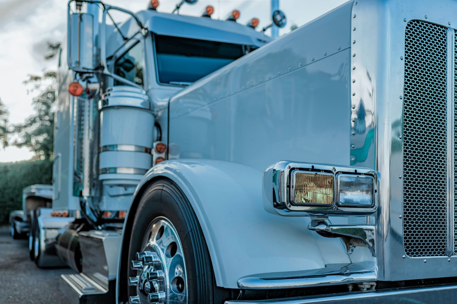 The Top 5 Tms Features For A Successful Trucking Business